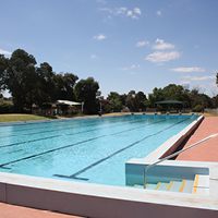 Home | Moira Outdoor Pools