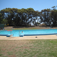 Home | Moira Outdoor Pools